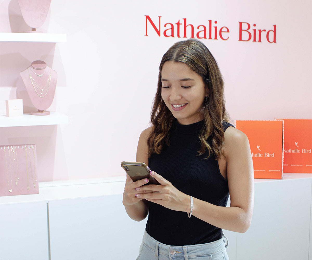 Conoce nuestra historia – Nathalie Bird